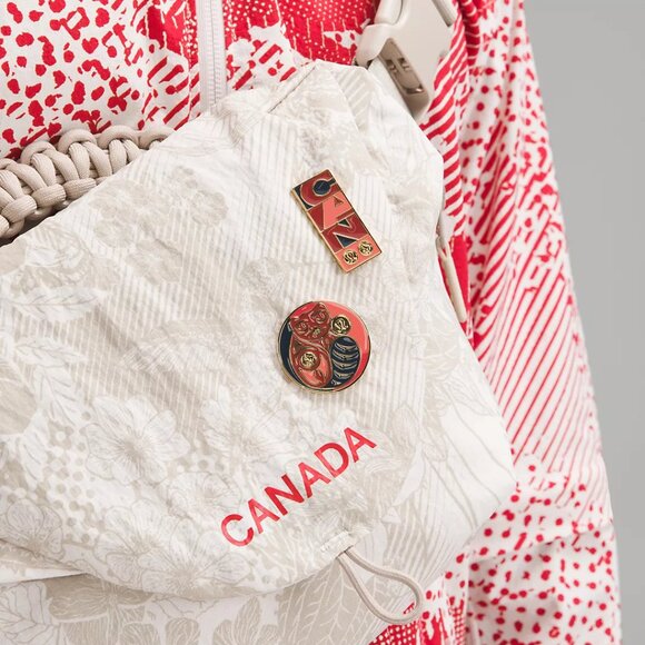 lululemon athletica | Accessories | Lululemon X Team Canada Collectible ...